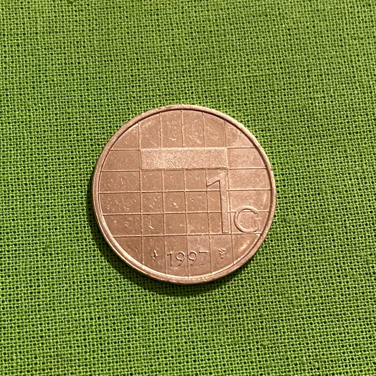 Монета Нидерланды 1 гульден 1997 год, из обращения, оригинал