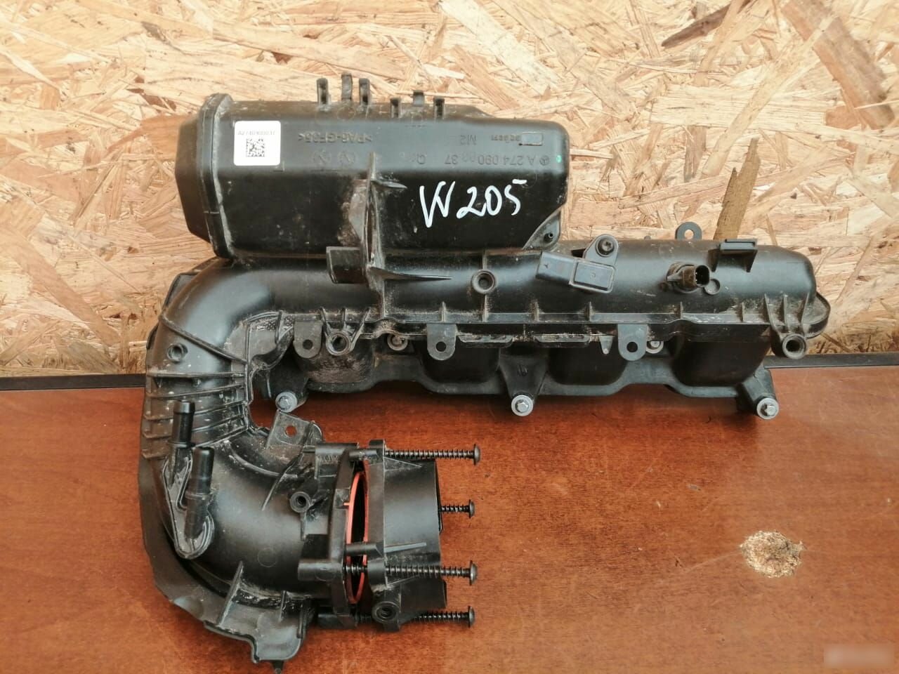 Коллектор впускной Mercedes Benz W205 2018-2021 A2740900437