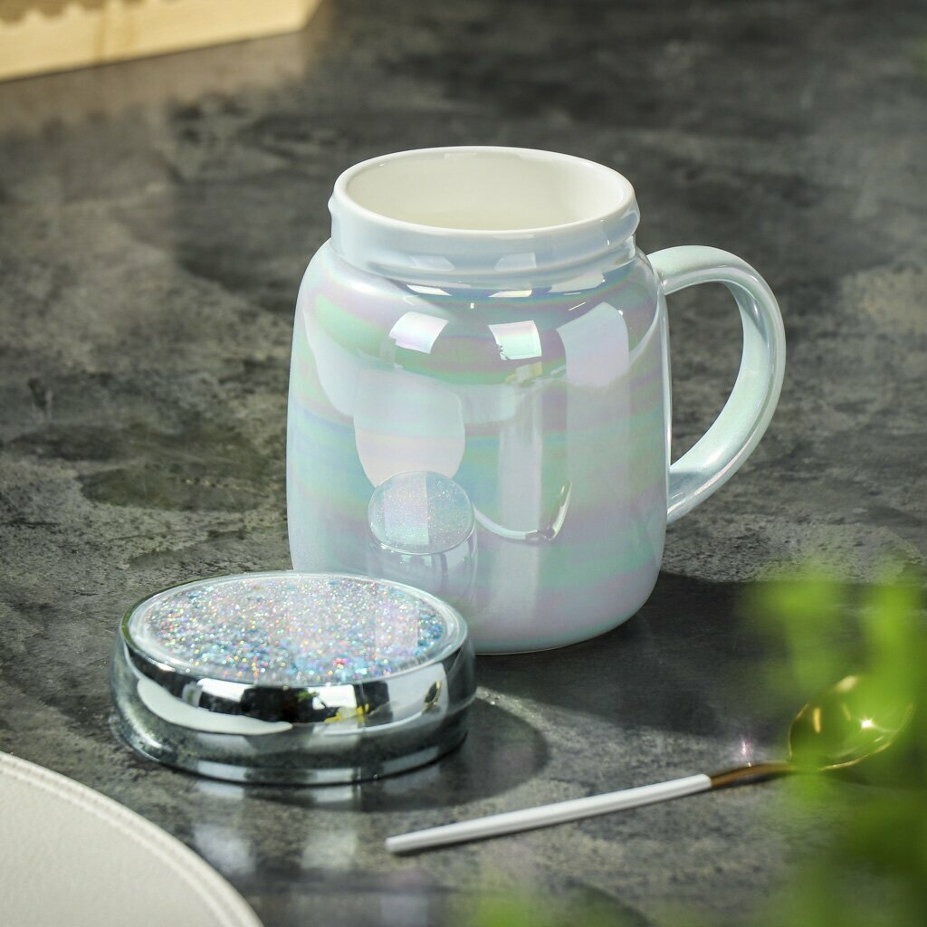 Керамическая кружка Перламутр с крышкой 350 мл, подарочная упаковка, стильная чашка для чая и кофе, артикул Y4-3792