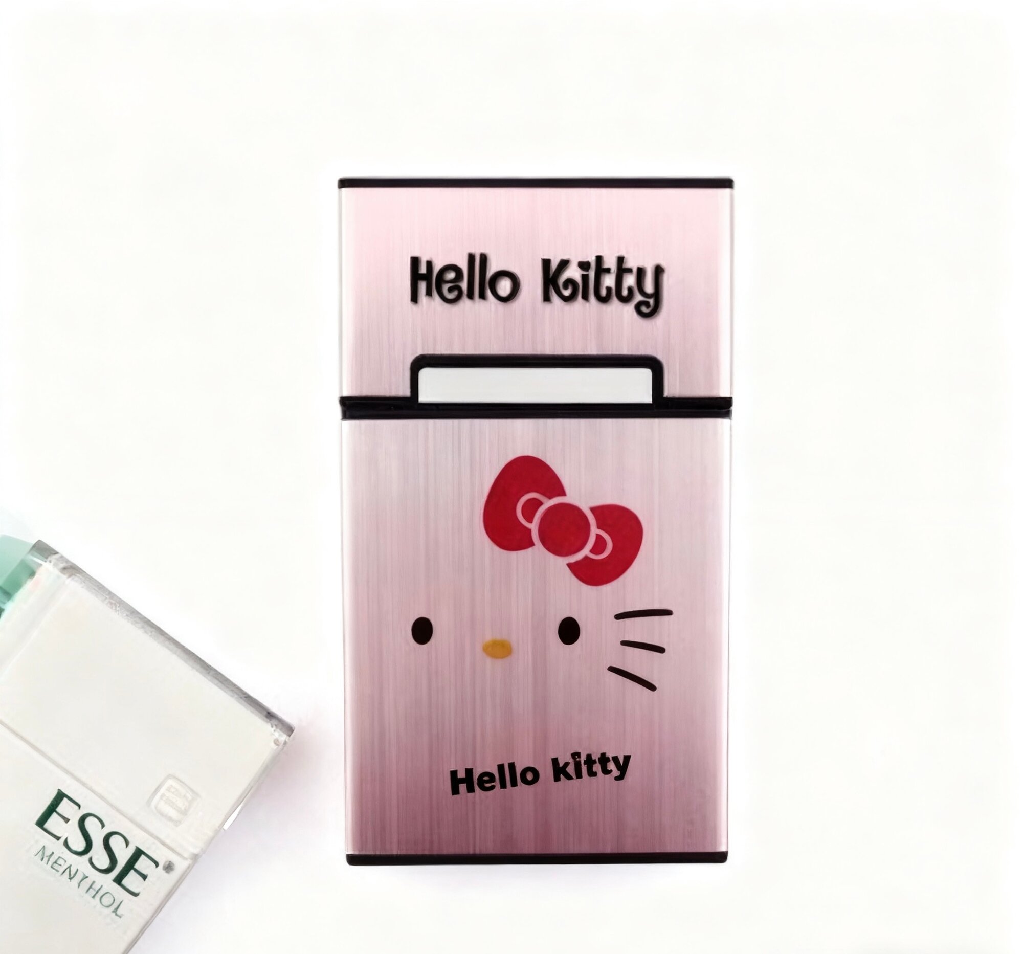 MINISO Флип-топ портсигар Hello Kitty розовый Пачка из 20 сигарет, ультратонкая и портативная.