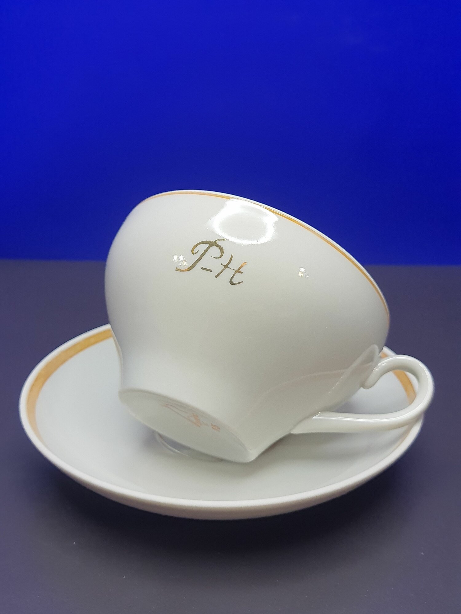 Винтажная чайная пара "Р-Н" (ресторан), Дулево, СССР 70-80е гг.