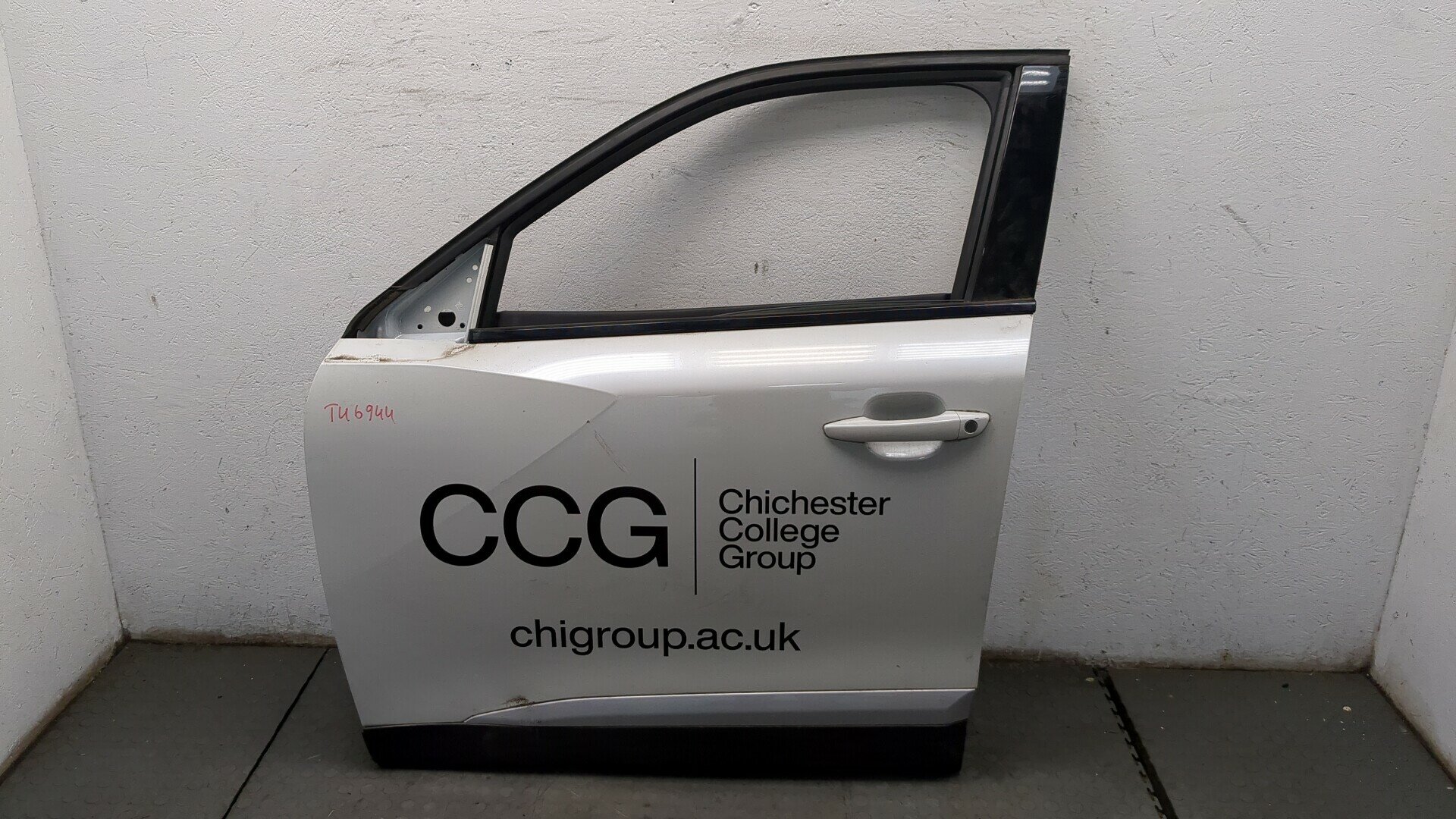 Дверь боковая (легковая) левая передняя Peugeot 2008 Б/У