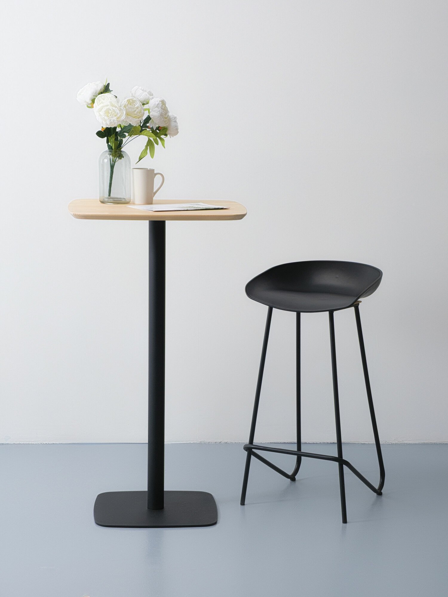 Барный стол "Стоун", натуральная береза, лакированный, металлический каркас, высота 105см, нагрузка до 60 кг