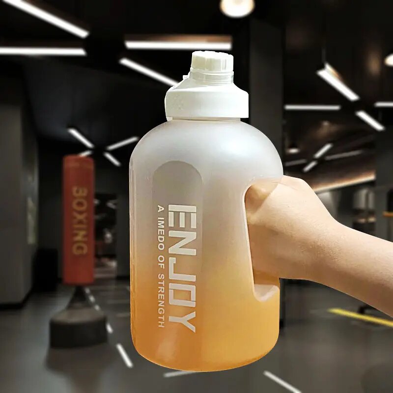 Пластиковая спортивная бутылка 3 литра 1600ML