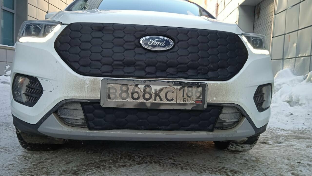 Утеплитель радиатора для Ford Kuga Форд Куга (2016 -2019) II Рестайлинг Дизайн Соты