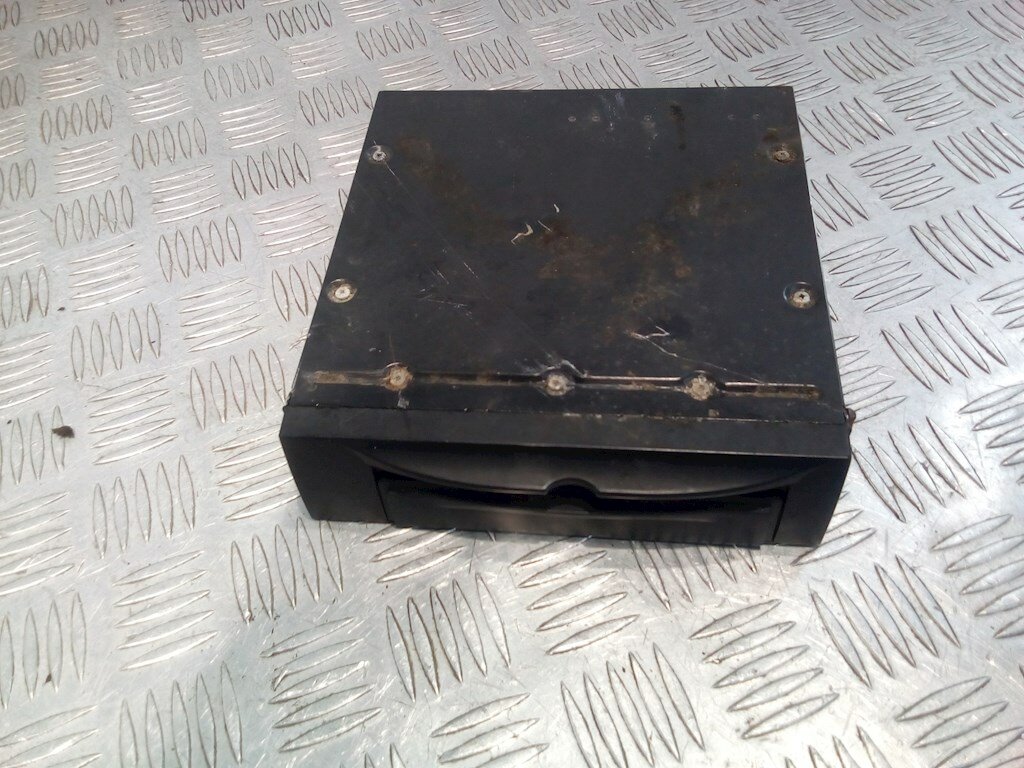 Блок навигации Volvo XC90 1 30752870 арт. 509033