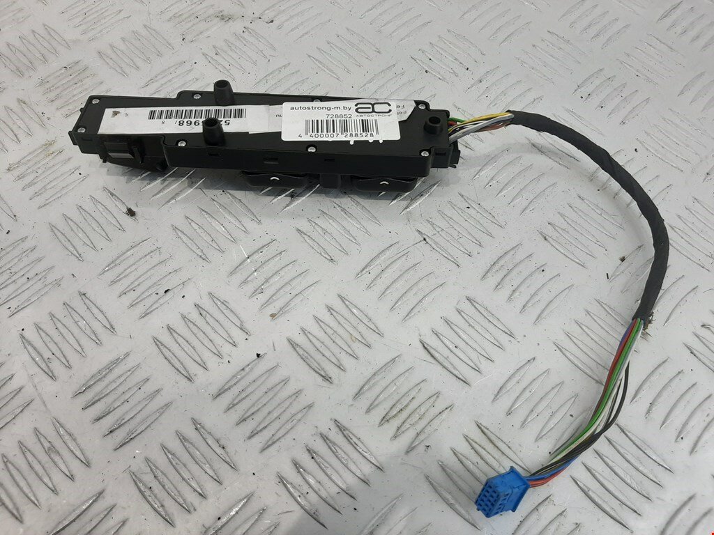 Блок управления стеклоподъемниками Mercedes S-Class (W220) A2208201010 арт. 728852