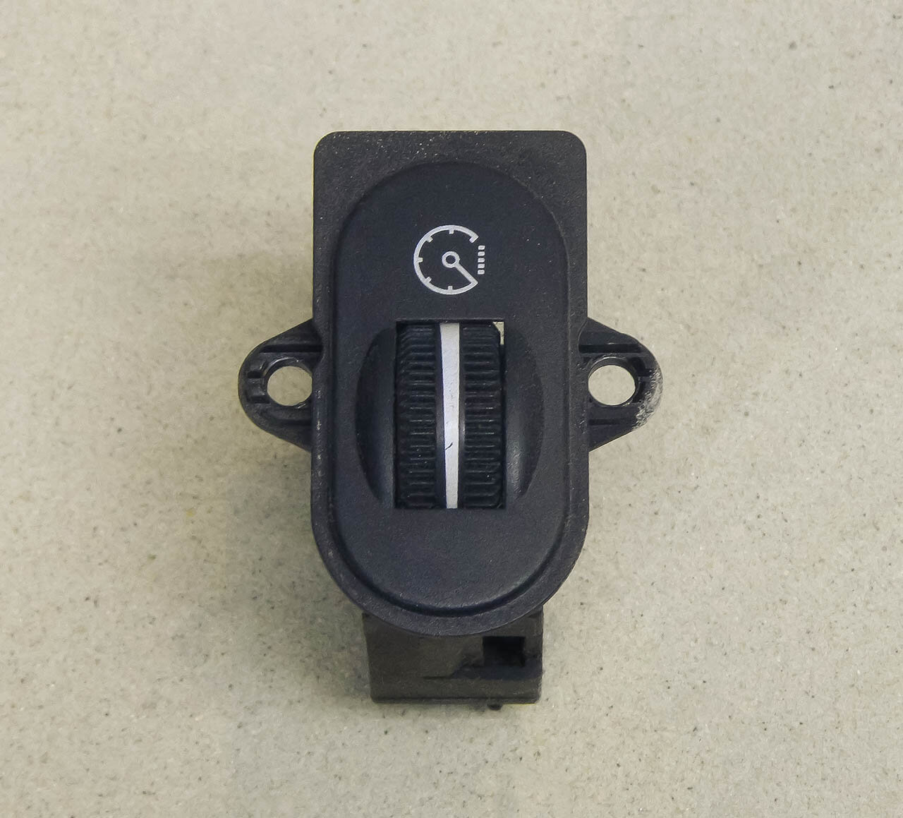 Кнопка освещения панели приборов Ford Mondeo 2