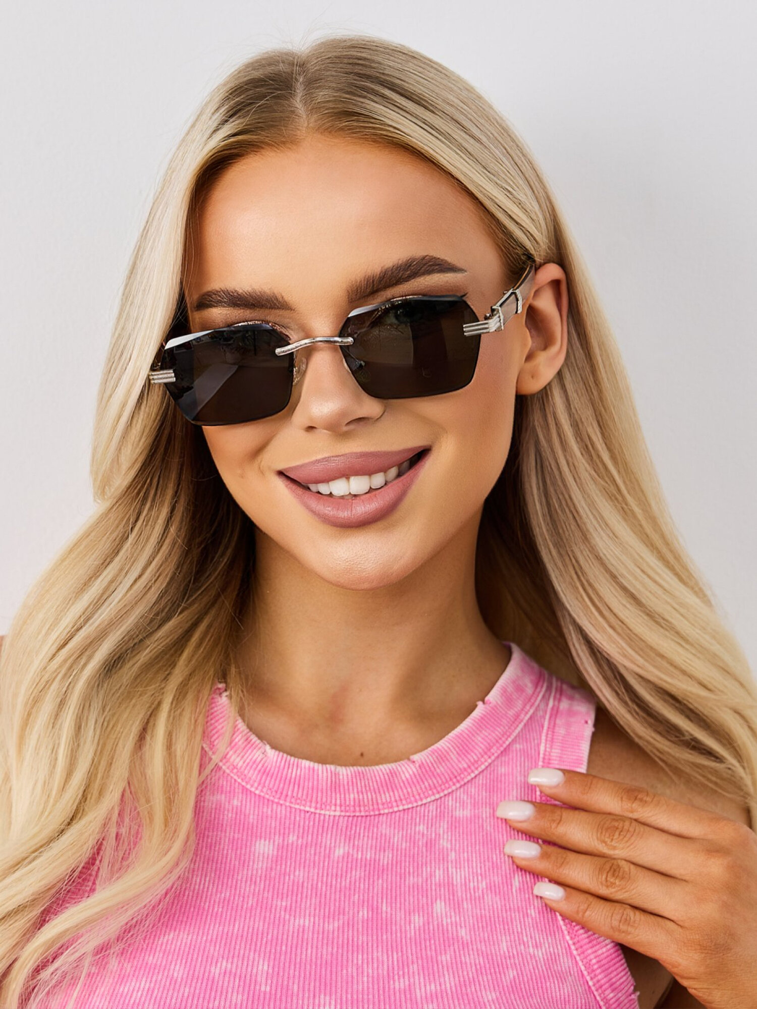 Солнцезащитные очки