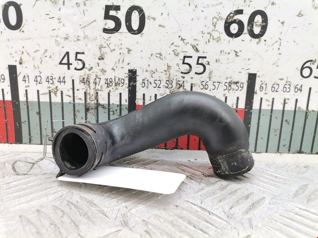 Патрубок вентиляции картерных газов Mazda 6 GH арт. 2169354