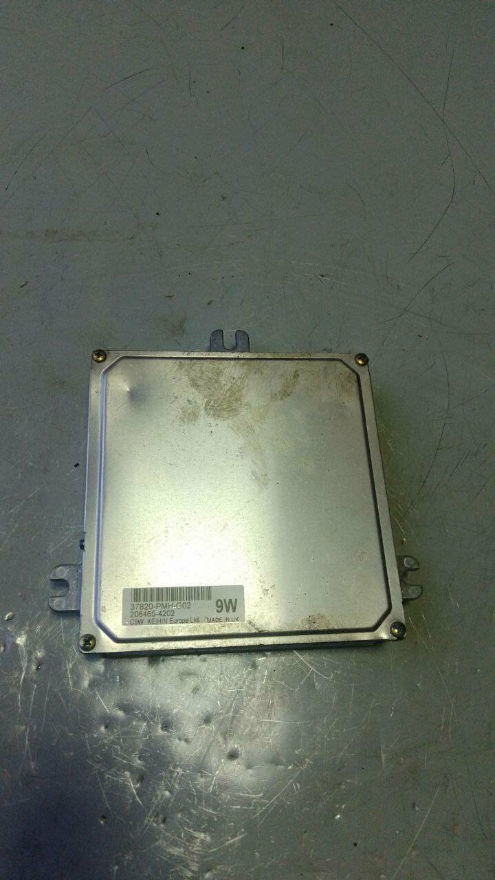 Блок управления двигателем Honda Civic 7 2001 37820PMHG02