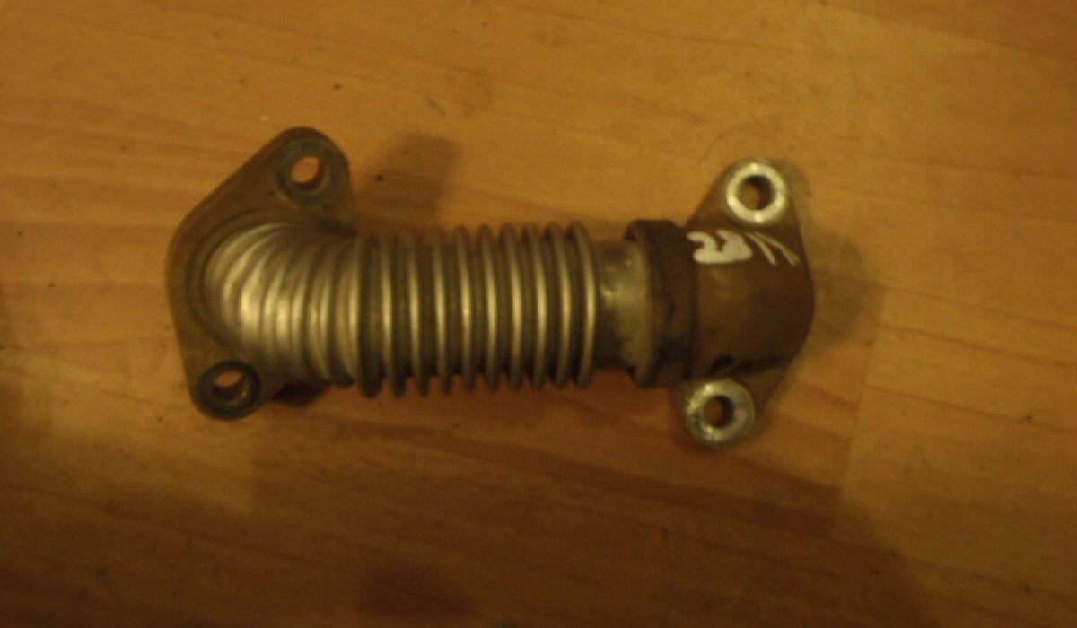 Трубка двигателя Pathfinder (R51M) Nissan