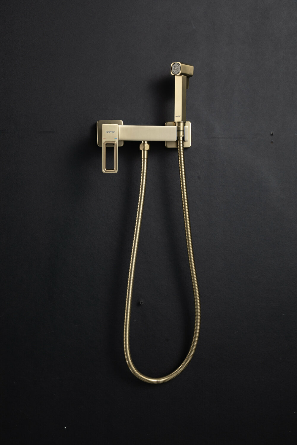 Смеситель Gappo G2017-3 с гигиеническим душем, латунь, встраиваемый, сатиновое золото