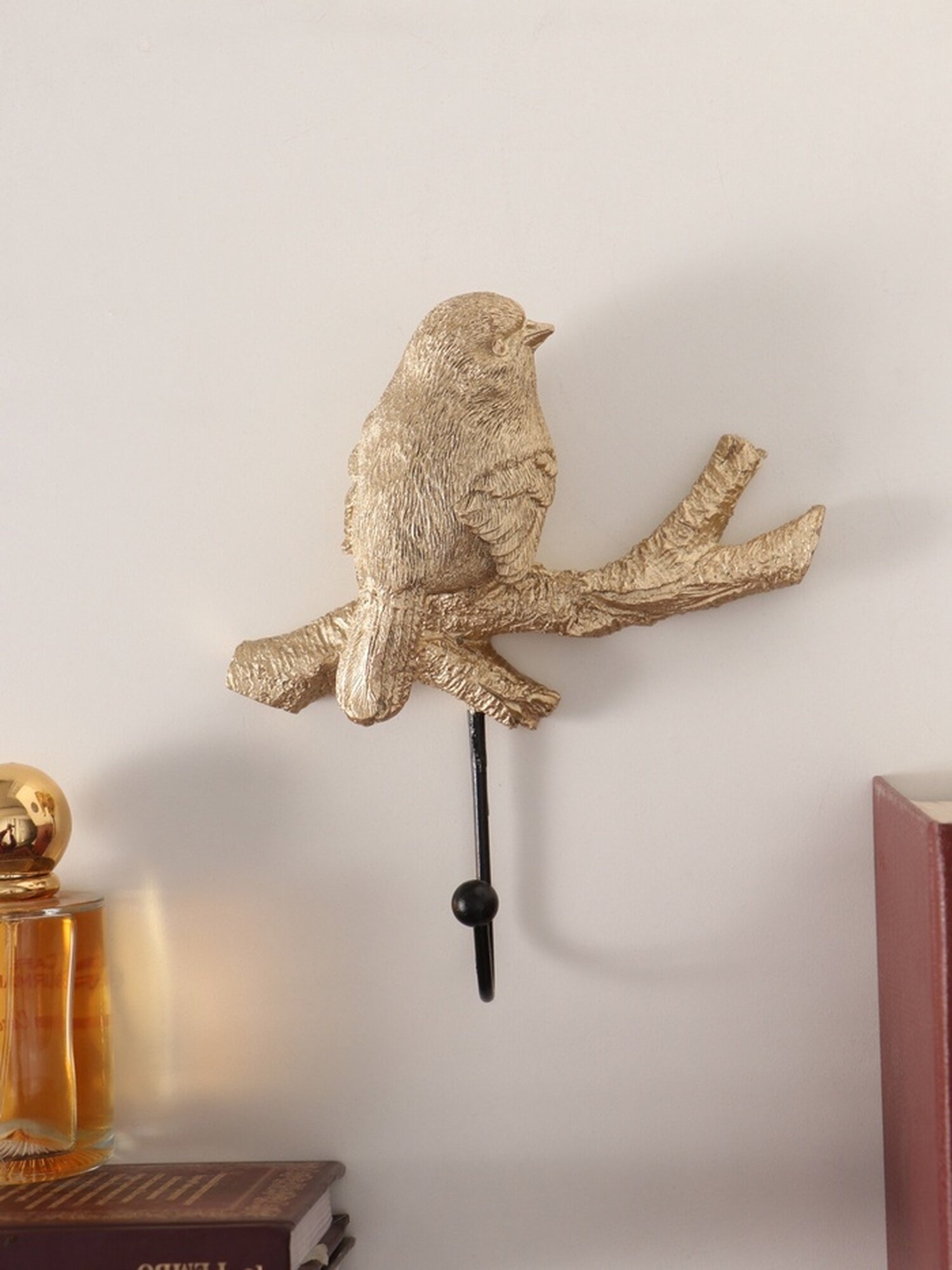 Крючок декоративный полистоун "Золотая птичка на ветке" 18,5х12,5х5,5 см