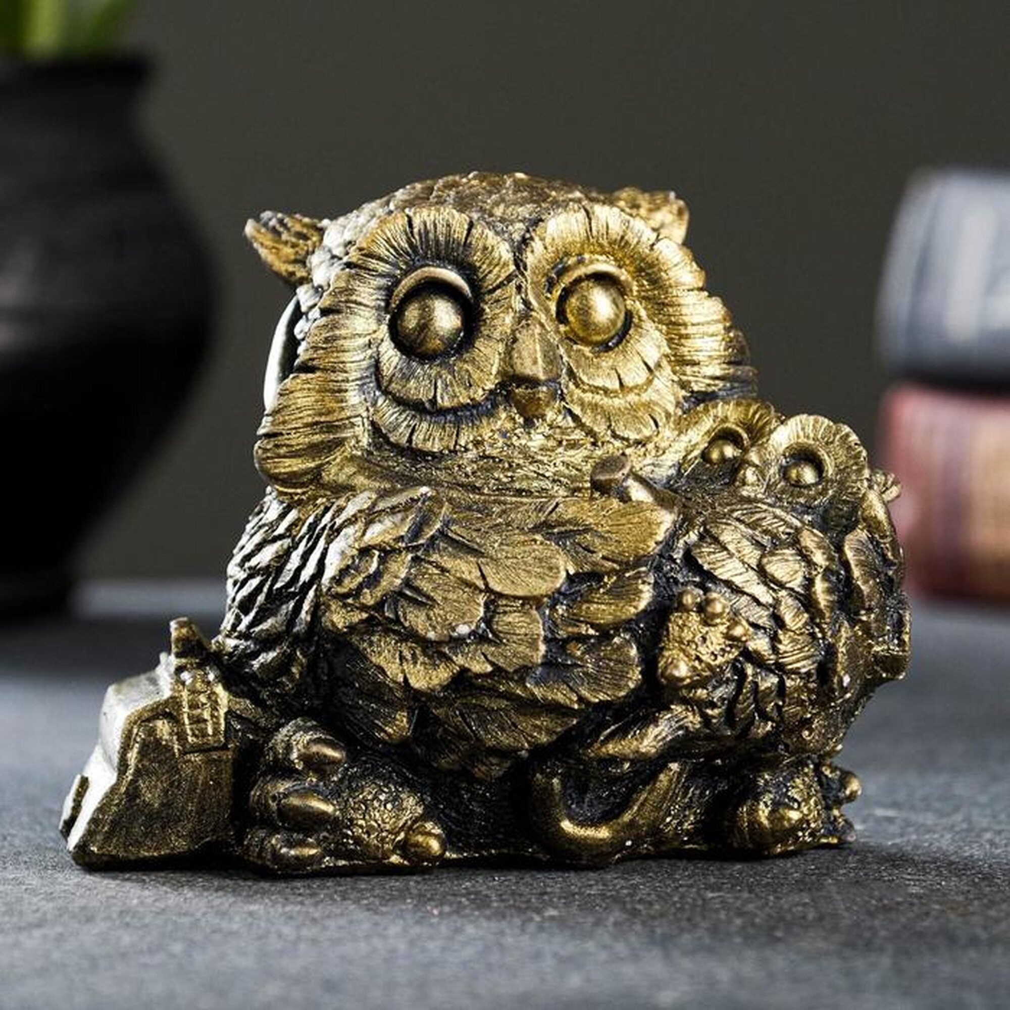 Фигурка Хорошие сувениры «Сова с совенком», гипс, под латунь, золотистый, 10х10х10 см