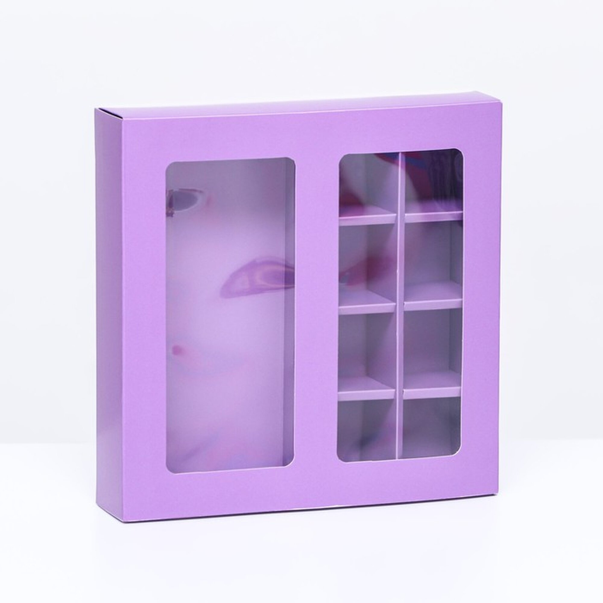 Коробка для 8 конфет + шоколад, с окном, сиреневая, 17.7×17.7×3.8 см. Кондитерская упаковка