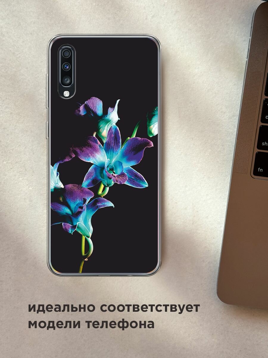 Чехол на Samsung Galaxy A70 / Самсунг Галакси А70 с принтом "Синий цветок на черном" — фото 1
