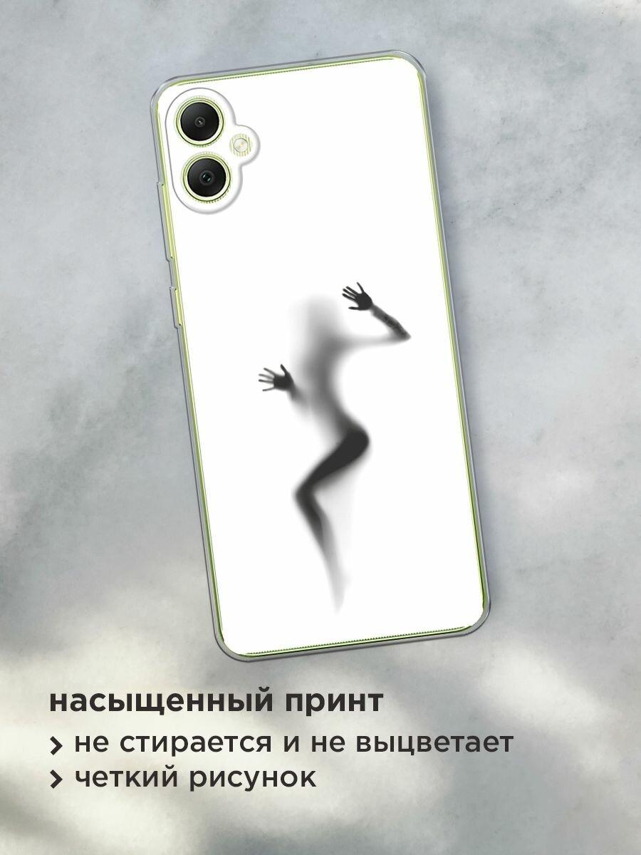 Чехол на Samsung Galaxy A05 / Самсунг Галакси A05 с принтом "Девушка в душе" — фото 1