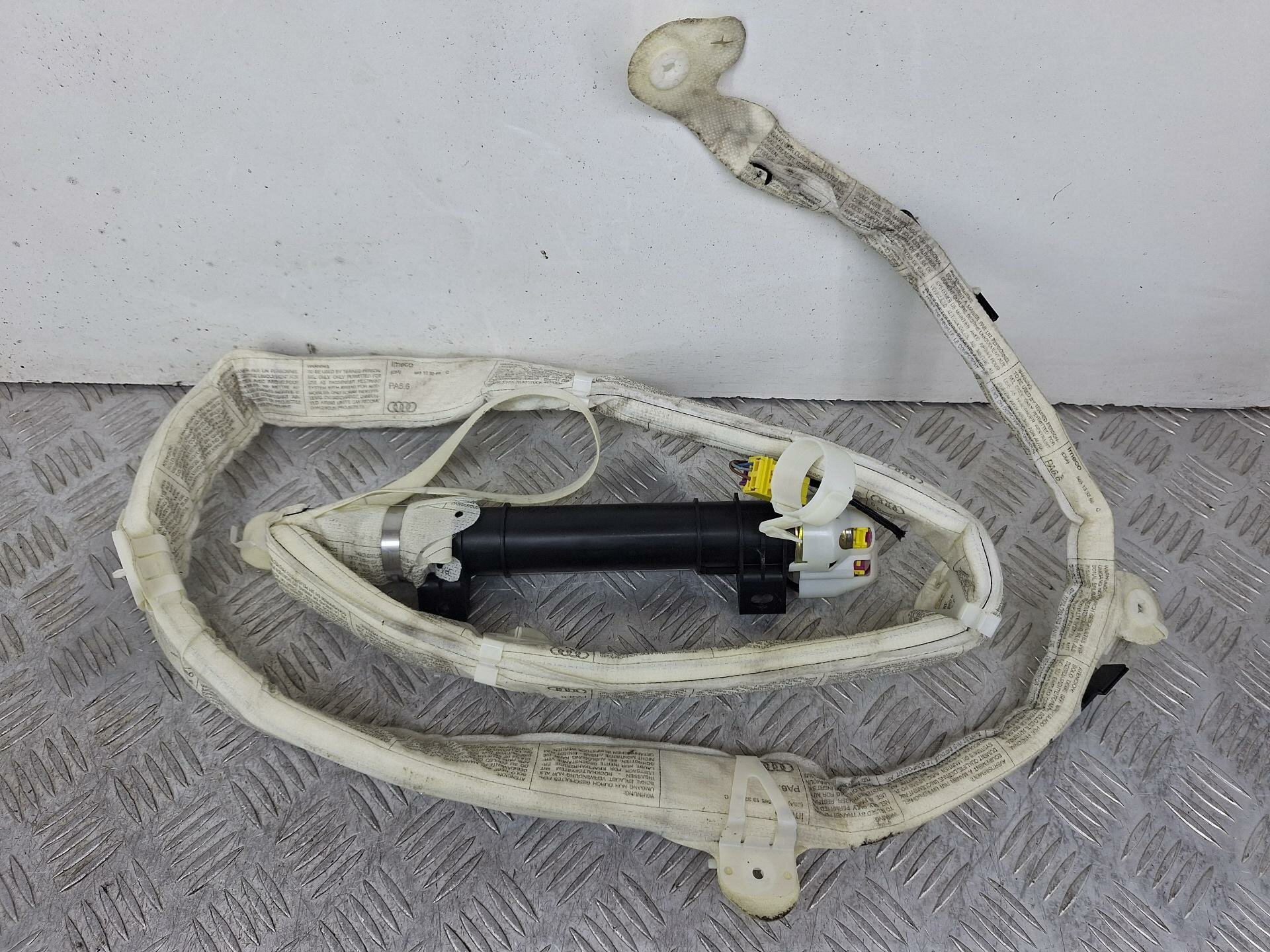 Подушка безопасности боковая (шторка) правая Audi A6 C5 рест. (2001 - 2005) 4B9880742