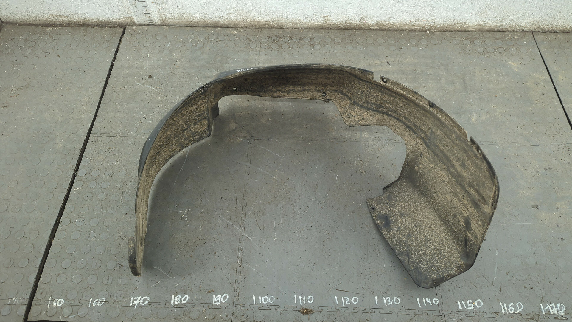 Защита арок (подкрылок) правая передняя Audi A3 (8L) Б/У