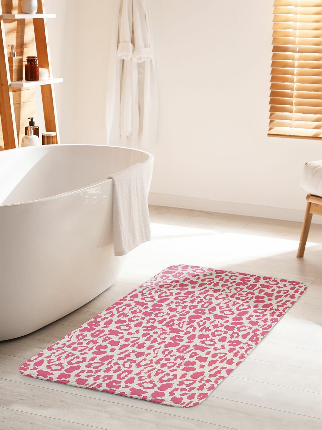 Коврик для ванной комнаты и туалета противоскользящий "Розовый леопард" 60х100 см, JoyArty