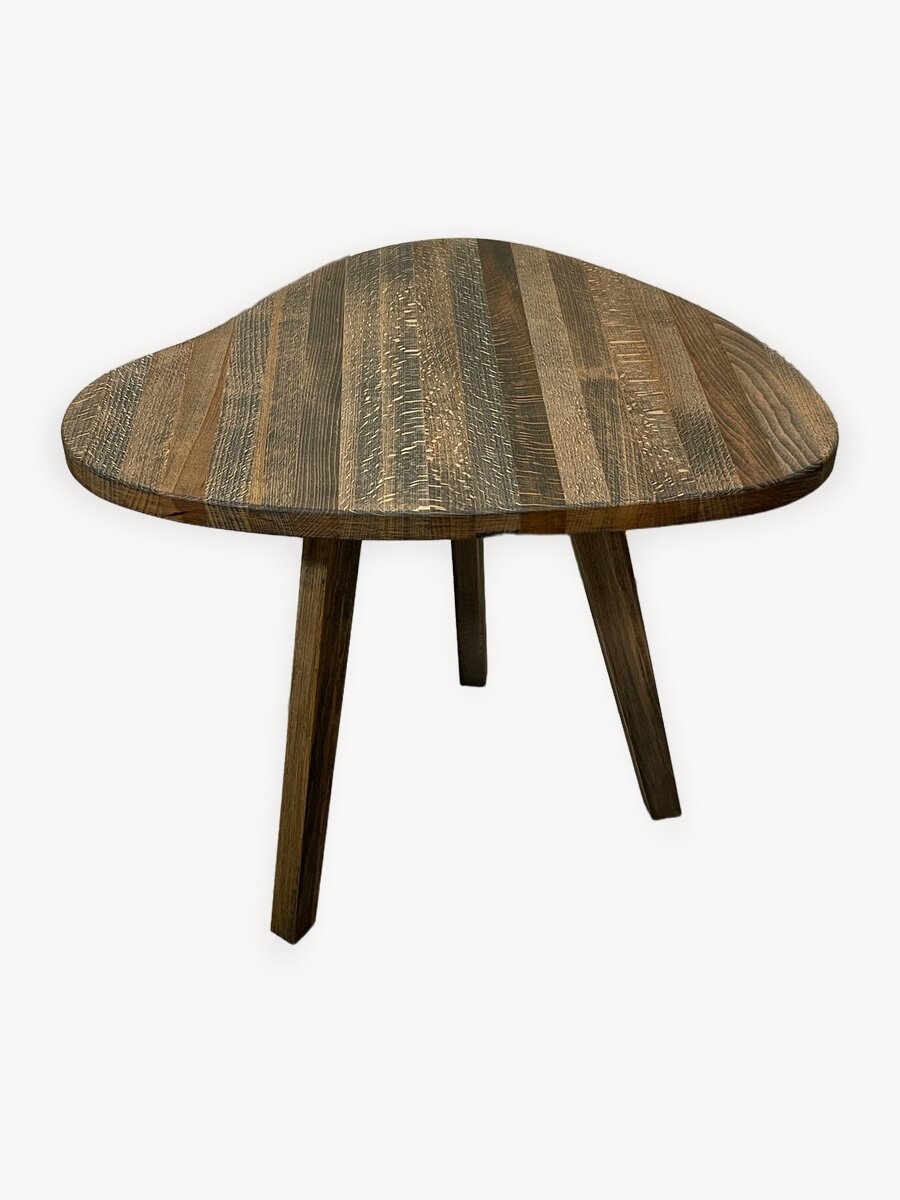 Журнальный столик из натурального бука 42*38*45 необычной формы