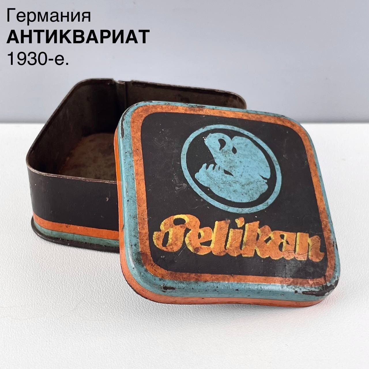 Старинная банка канцелярская "Пеликан". Металл Pelikan. Германия, 1930-е.
