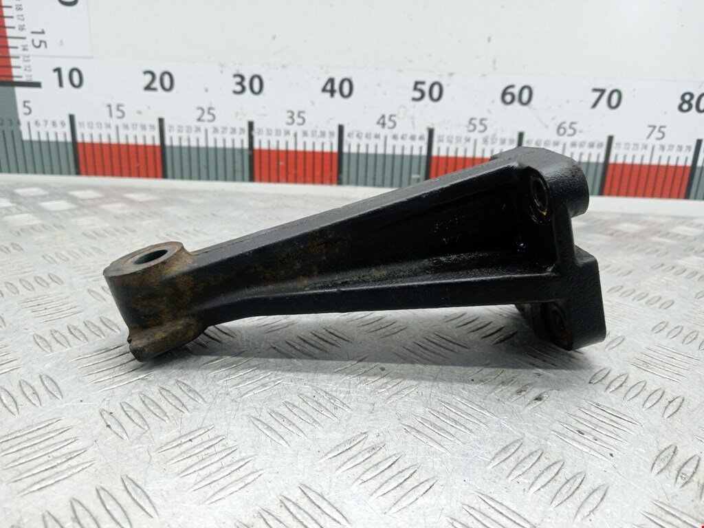 Кронштейн (крепление лапа) двигателя MAN TGL 51192103071 арт. 2090957