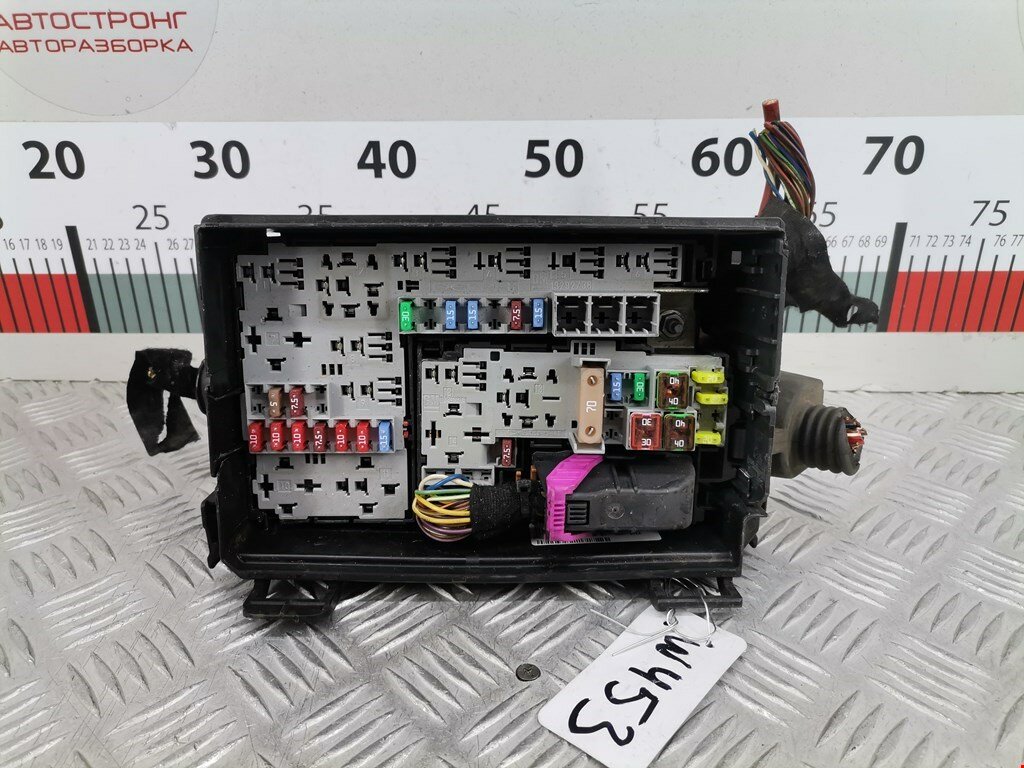 Блок предохранителей Opel Corsa D 13185557 арт. 1972282