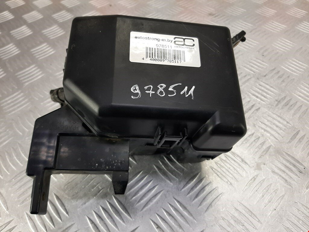 Блок предохранителей Suzuki SX4 1 3671779J01 арт. 978511