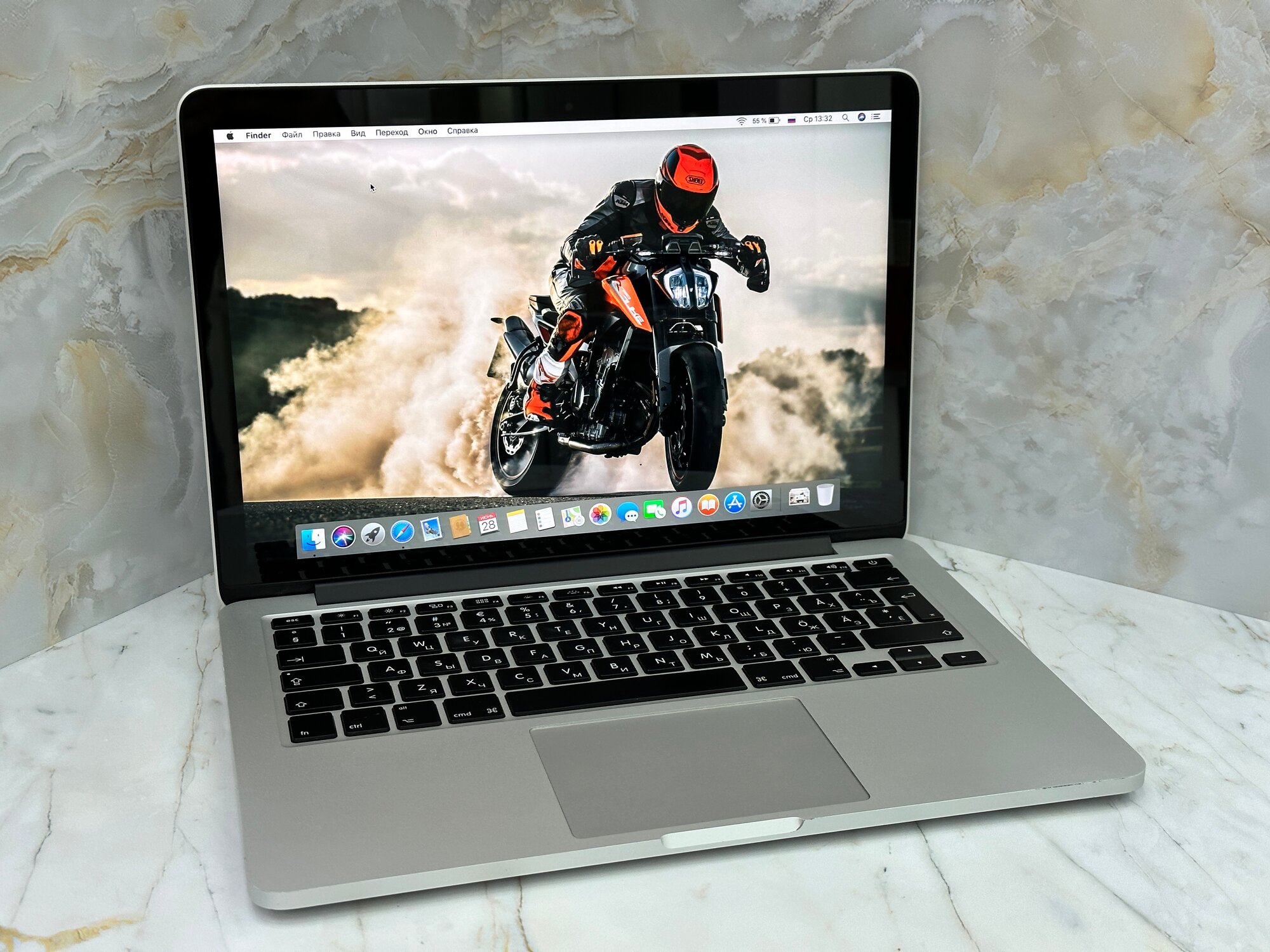 Ноутбук Apple Macbook Pro 13 2014 Retina A1502 (Производство 2014) Core i5 2.6Ггц x 2 ядра / Оперативная память RAM 8ГБ / Объем накопителя SSD 256GB / Silver