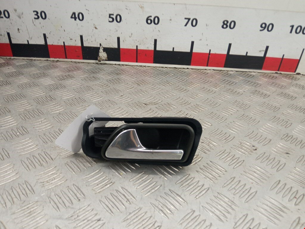 Ручка двери внутренняя передняя левая Volkswagen Touran 1 1T2837113C арт. 1847370