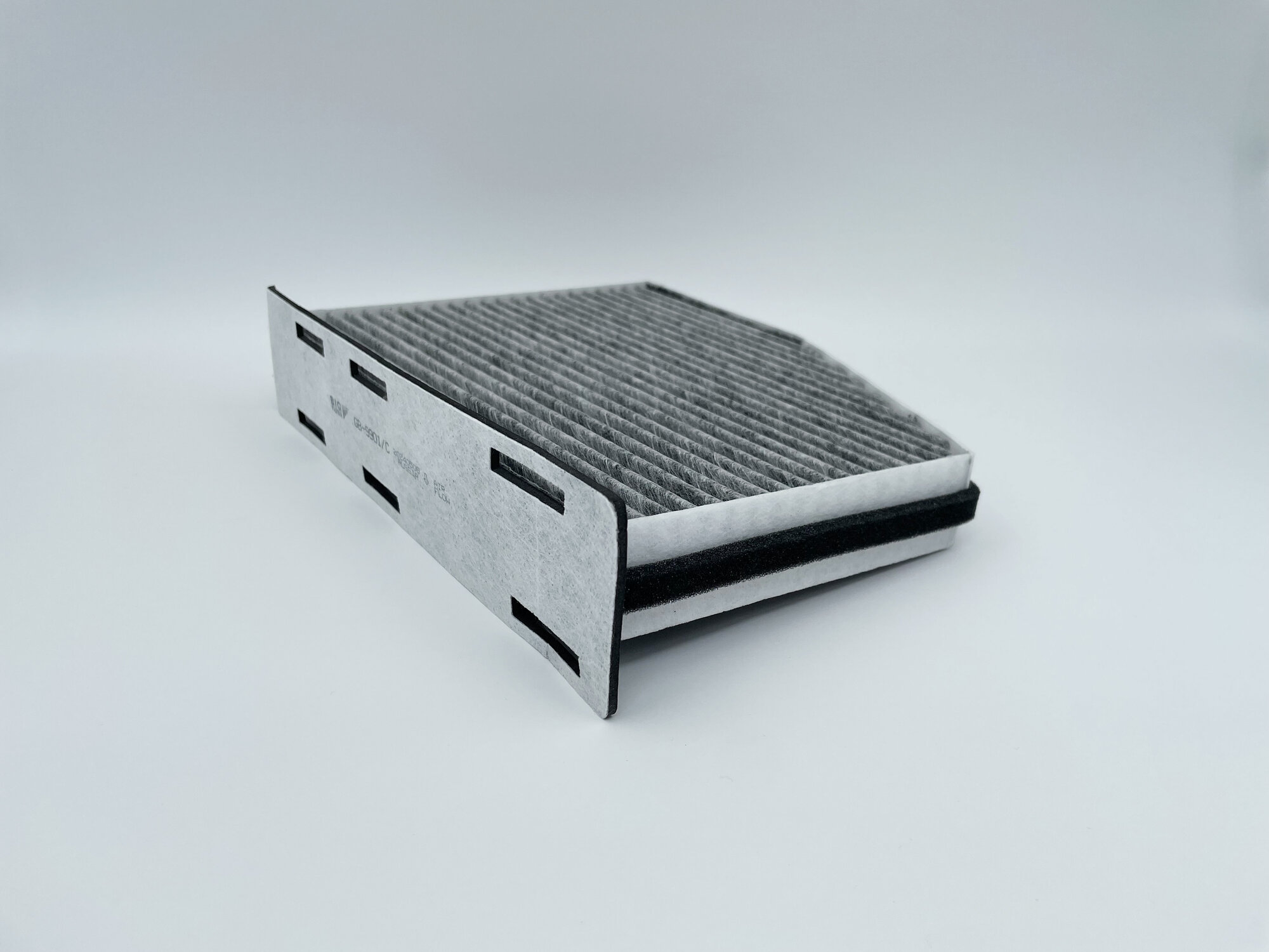 Фильтр салонный для Skoda Octavia A5, Volkswagen Passat B6/B7, Golf 5-6, Tiguan 1, угольный, BIG FILTER GB-9901/C, 1K0819644B / 1K1819653B / CUK2939