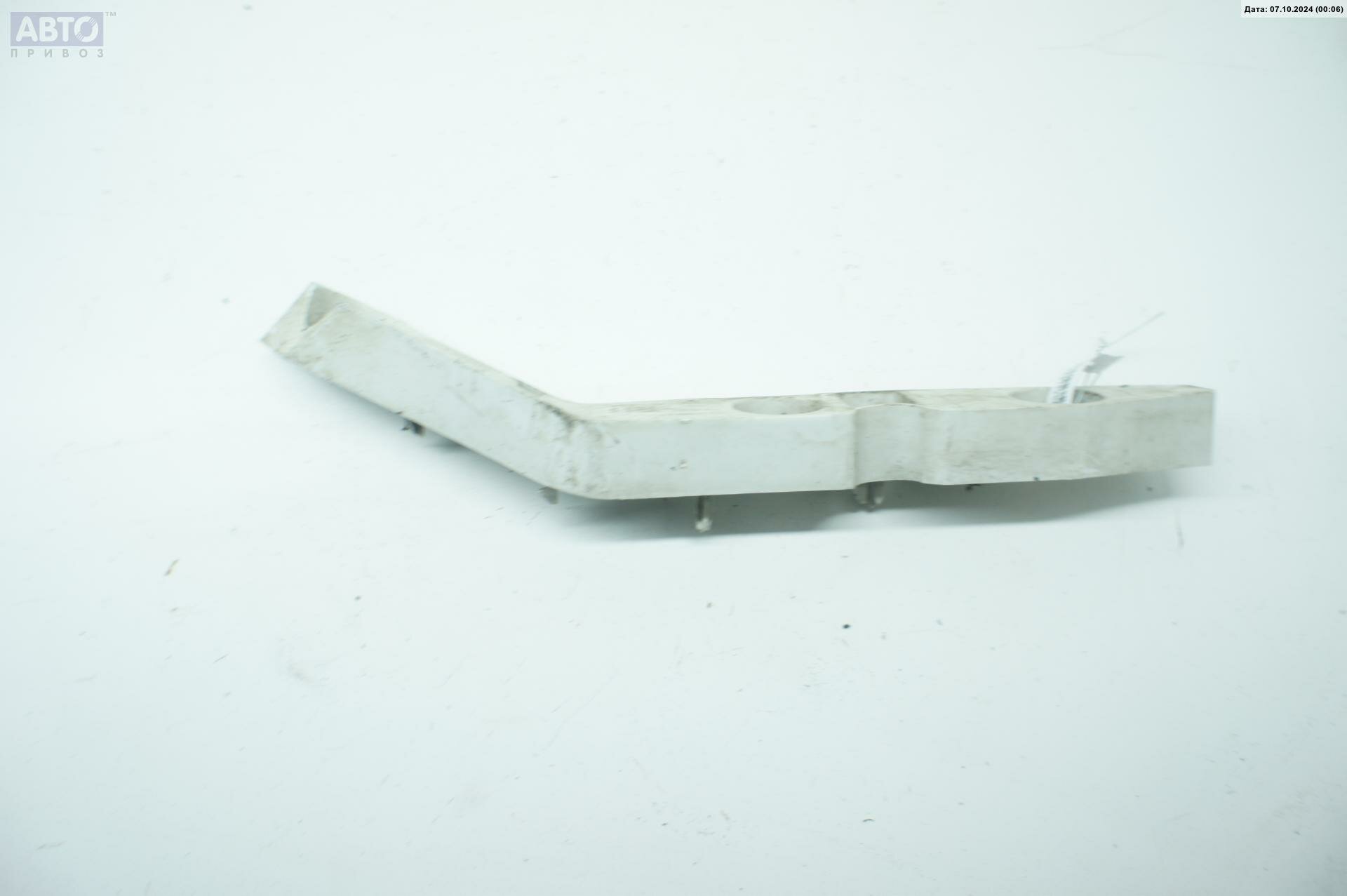 Кронштейн бампера переднего Ford Focus 2 (2004-2010)