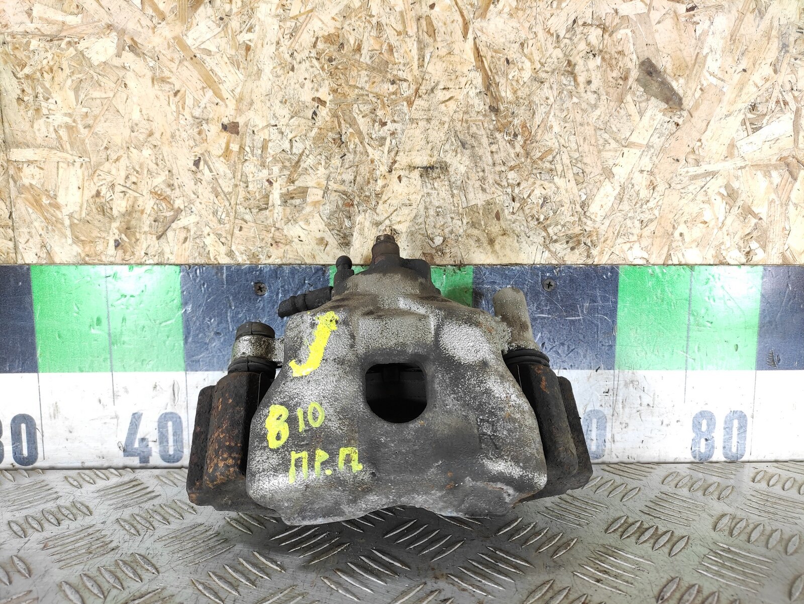 Суппорт передний правый MAZDA 6 GG GJ6A3361XB