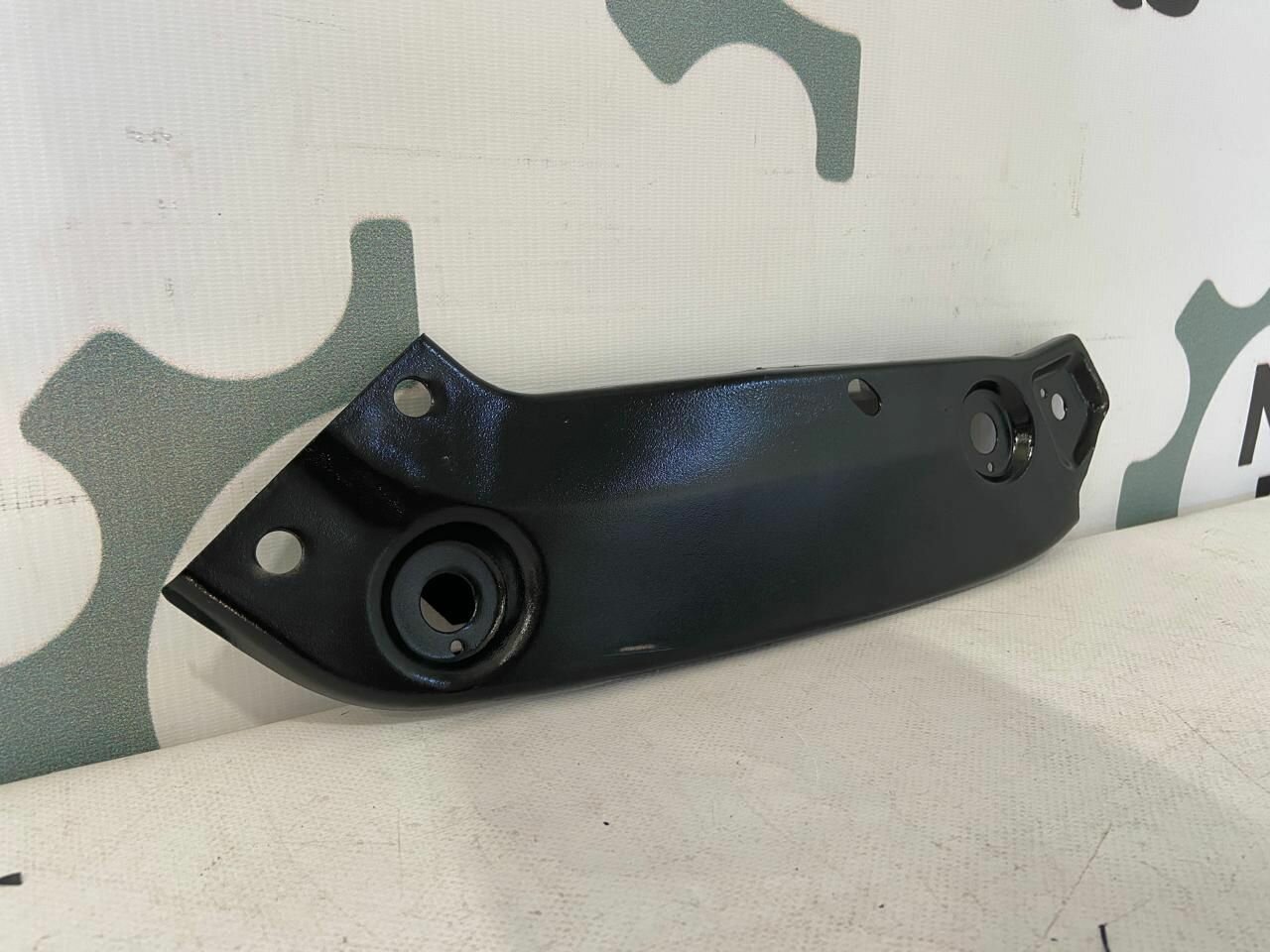 Планка фары левой VW Jetta 6 2010-2015