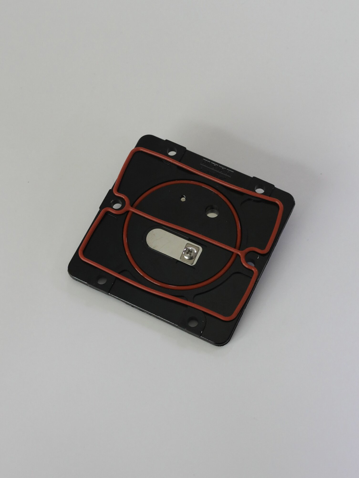 BD1601 Клапанная крышка компрессора 550/750W