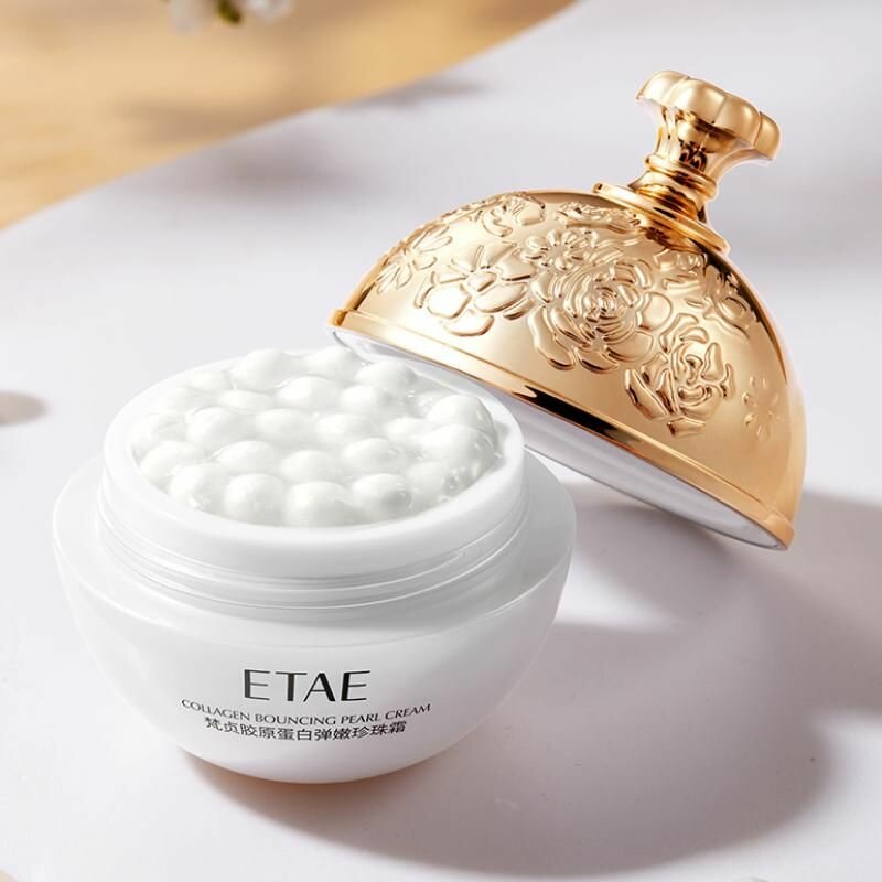 Коллагеновый жемчужный крем, увлажняющий и омолаживающий.