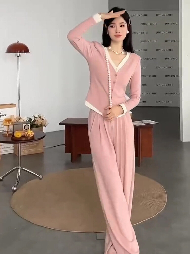 Комплект одежды