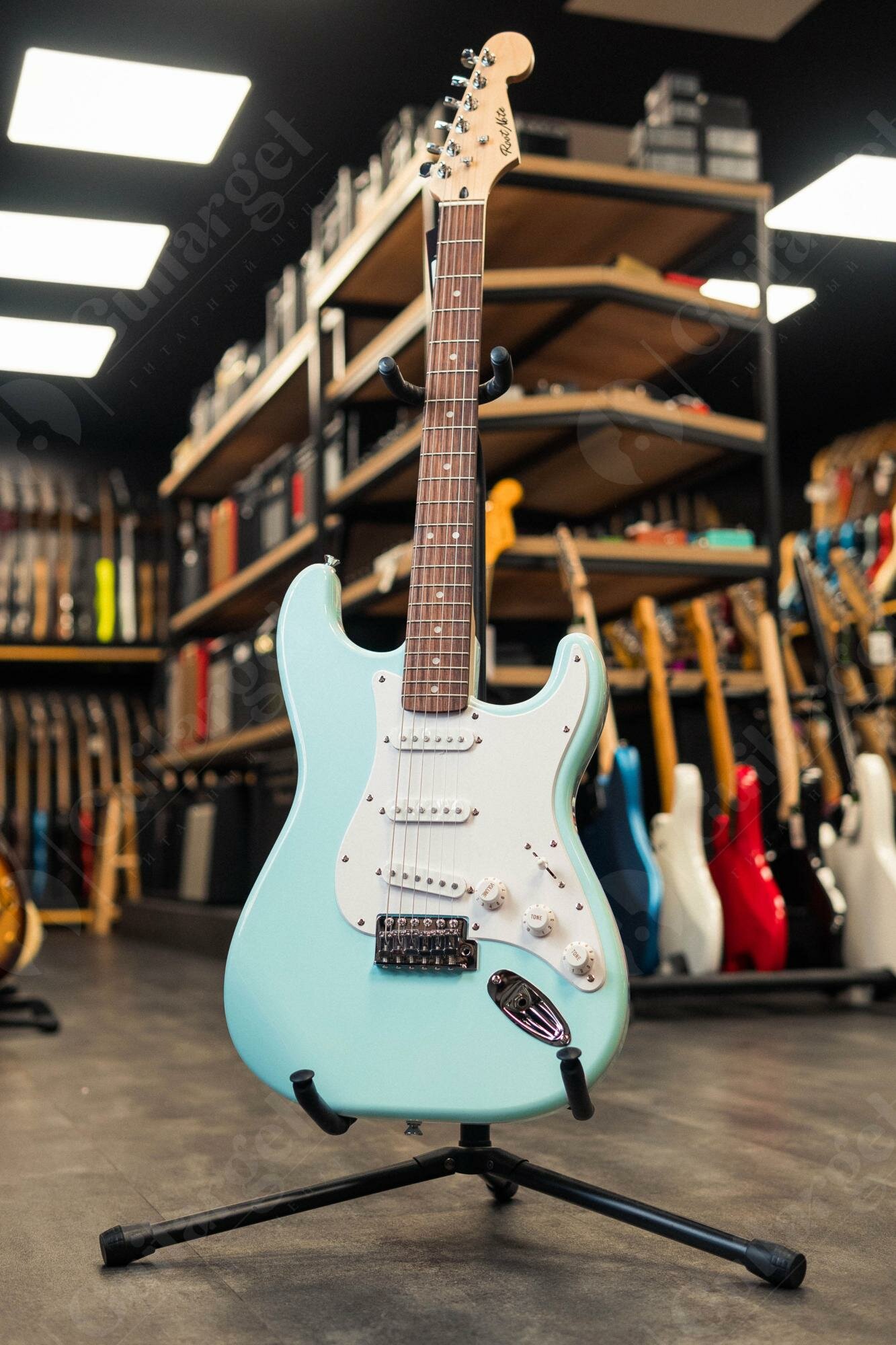 Электрогитара Root Note ST202-AWH