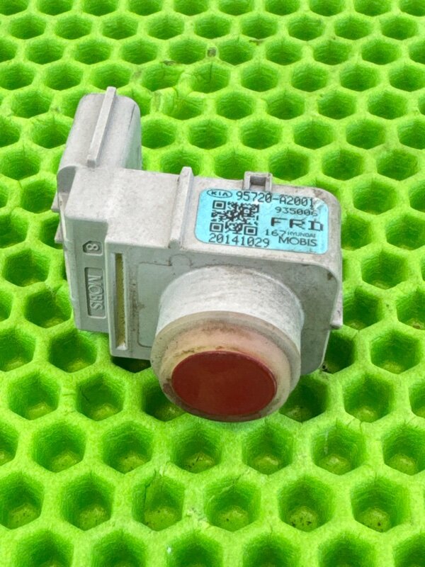 Датчик парковки Kia Ceed JD D4FB 2012-2016 95720A2001FRD