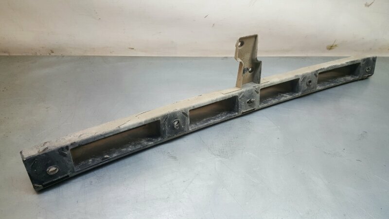 Кронштейн (крепление) бампера Ford Focus CB4 A0DA 2004 задн. (б/у)