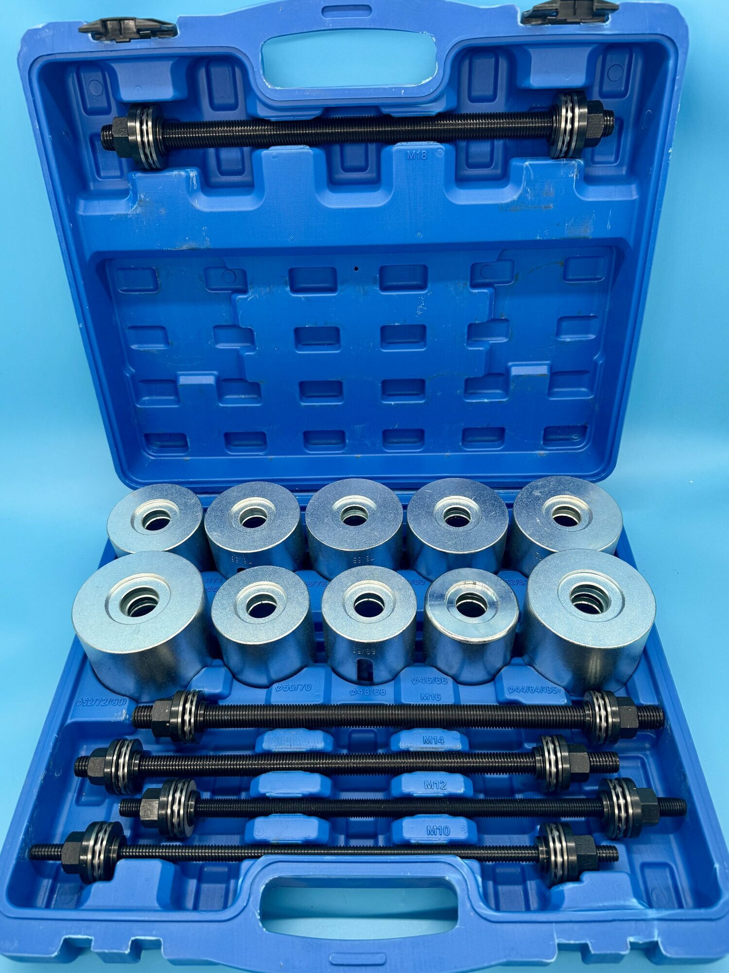 Набор для замены сайлентблоков, втулок и подшипников универсальный 27 предметов в кейсе М10-М16