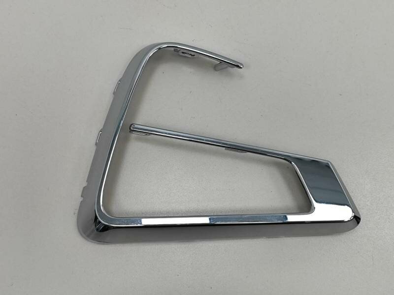 Рамка противотуманной фары правой Chery Tiggo 4 PRO 2021 кат.номер: 602001268AA