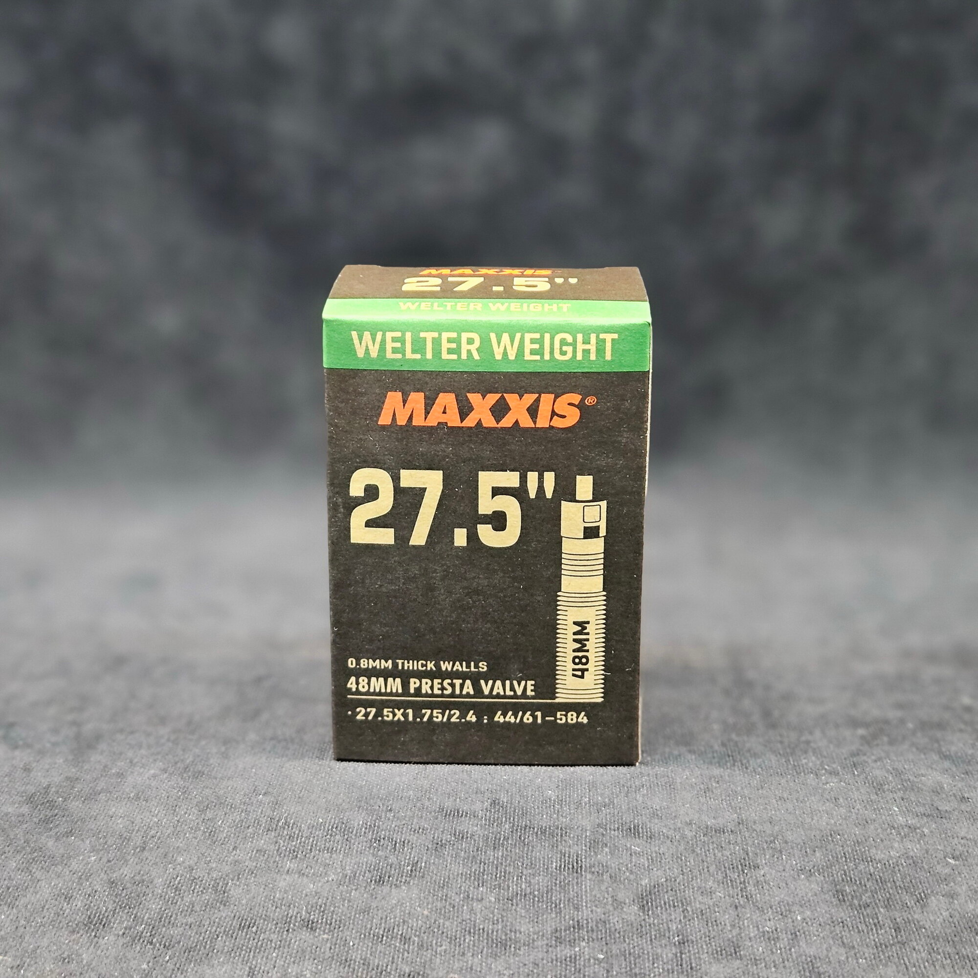 Камера велосипедная Maxxis WelterWeight, 27.5x1.75/2.4", 48 мм, тип ниппеля - presta (велосипедный)