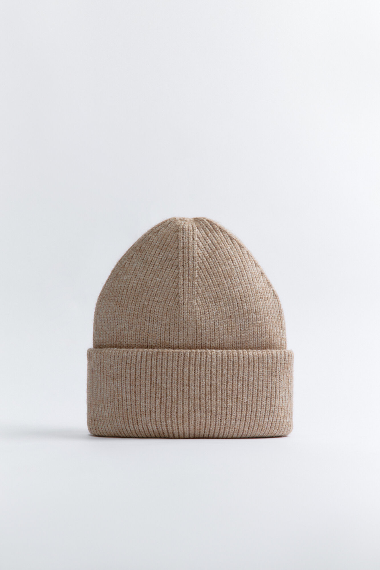 Шапка для женщин