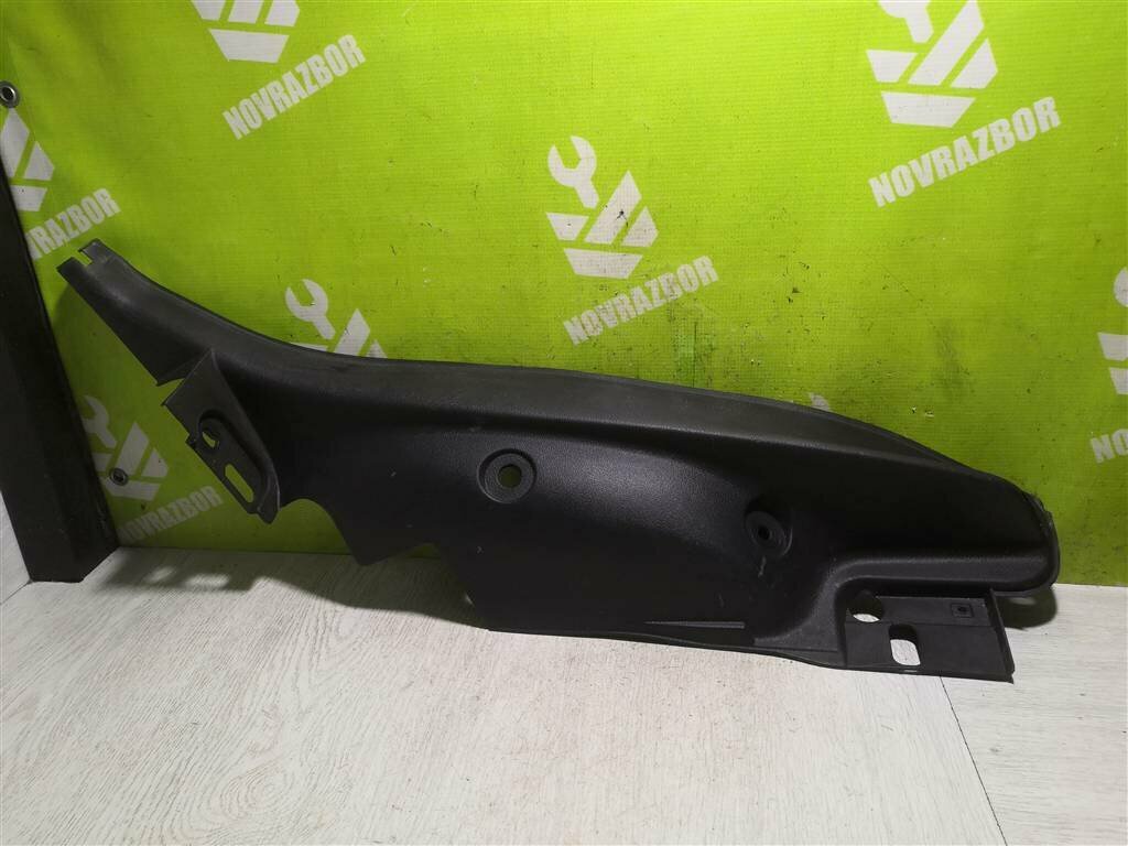 Обшивка стойки Skoda Octavia A4 1U 2000-2011