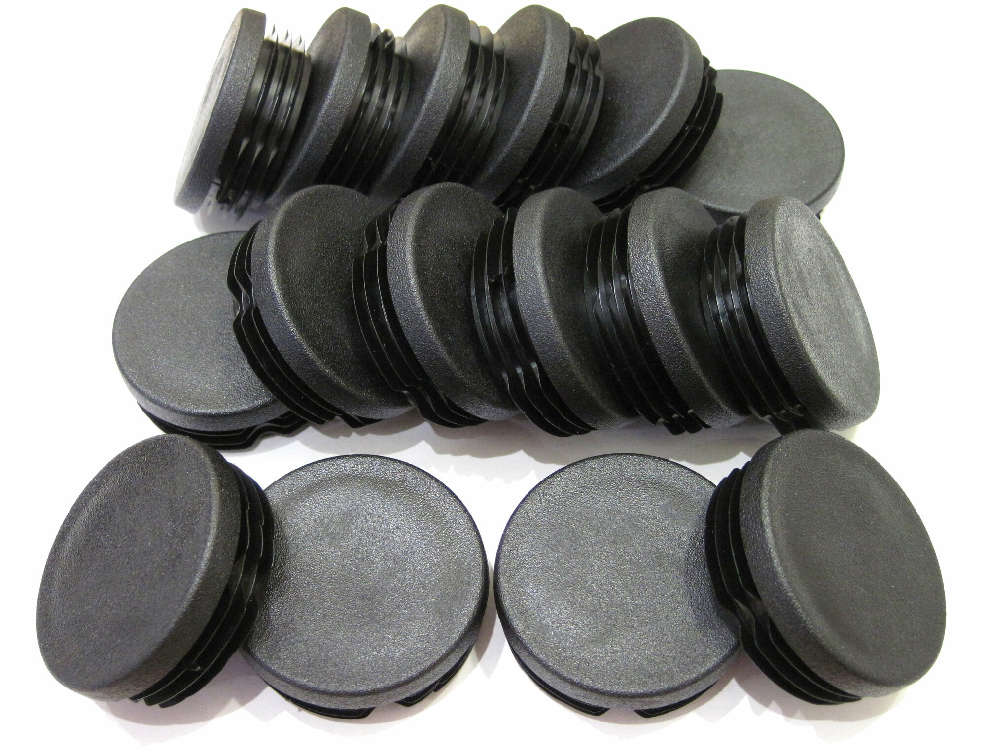 Заглушка для круглой трубы с внешним диаметром 45мм и диаметром отверстия 38-43мм, пластиковая, 16шт.