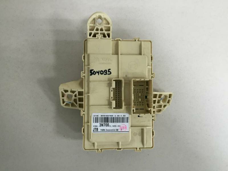 Блок предохранителей Hyundai Equus 2009-2016 кат.номер: 919503N700