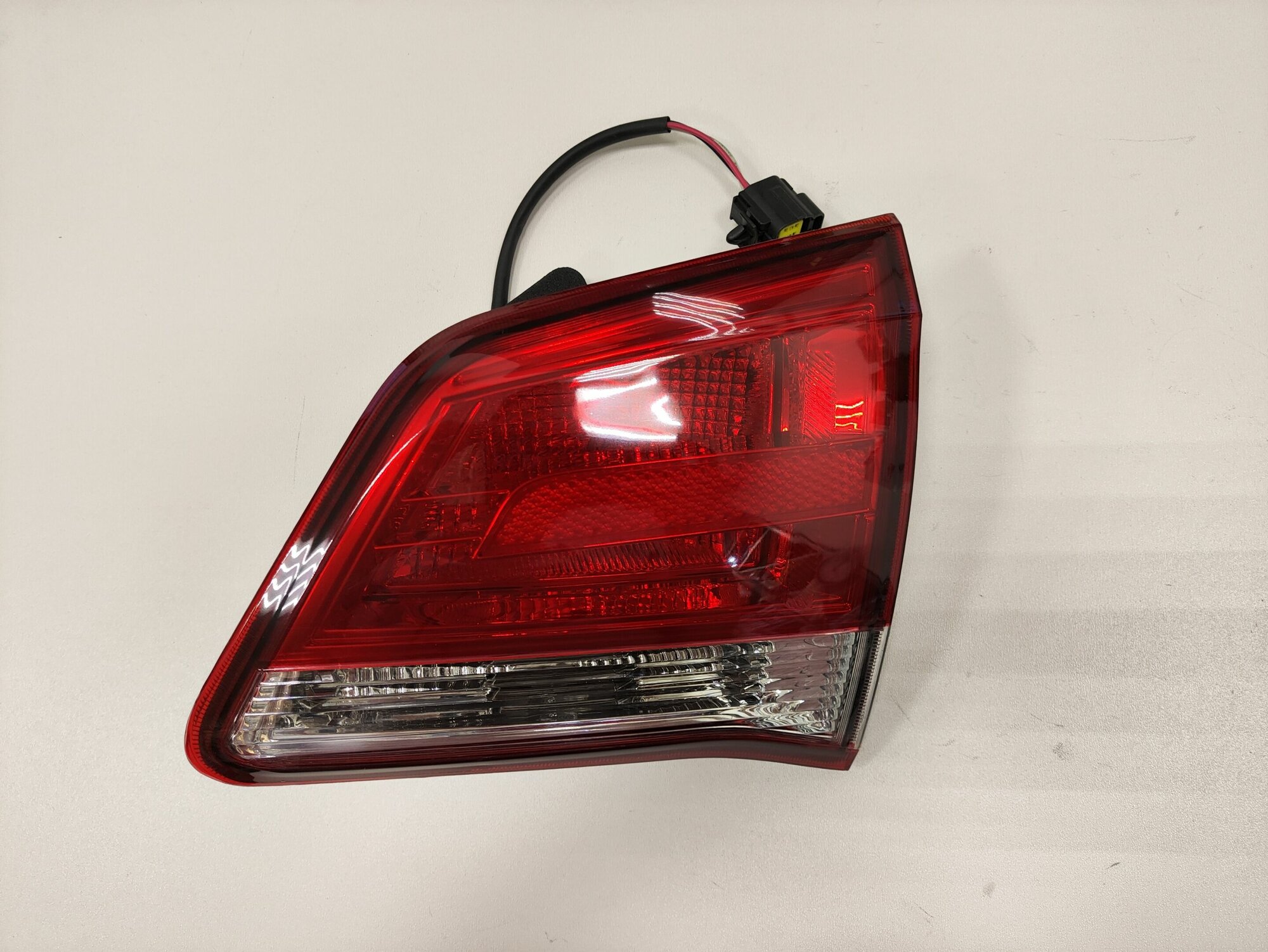 Фонарь задний правый (на крышке багажника) Great Wall Hover H6 [1.5 16V 6MT внедорожник 4X4 бензин] 4133400XKZ16A